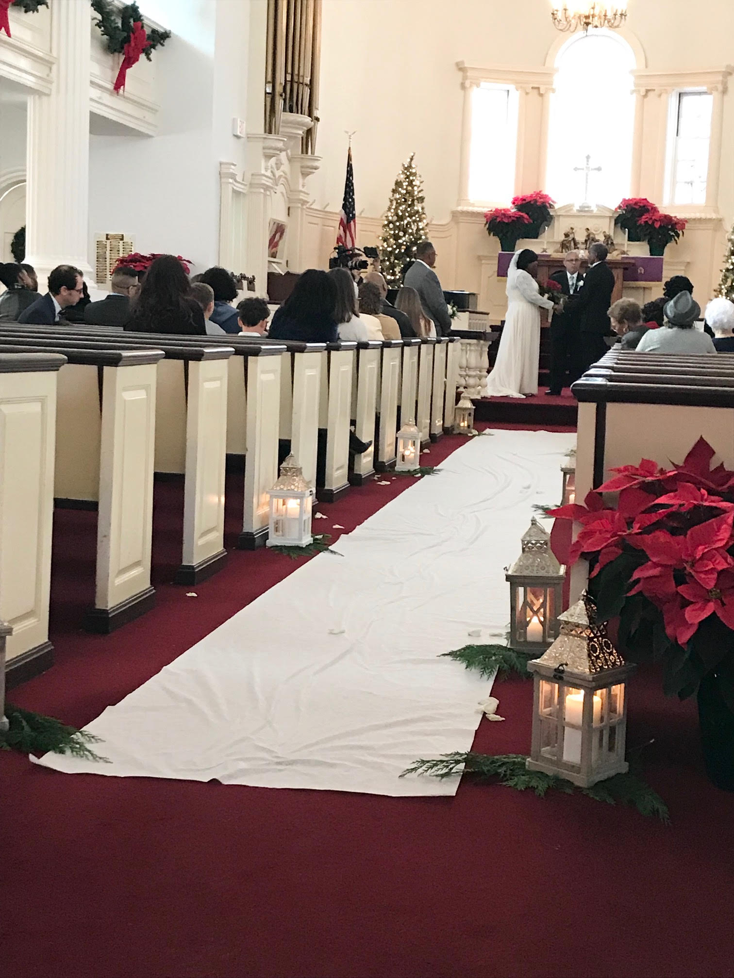 ComCast Xfinity Military Wedding - Ten Point Floral Design